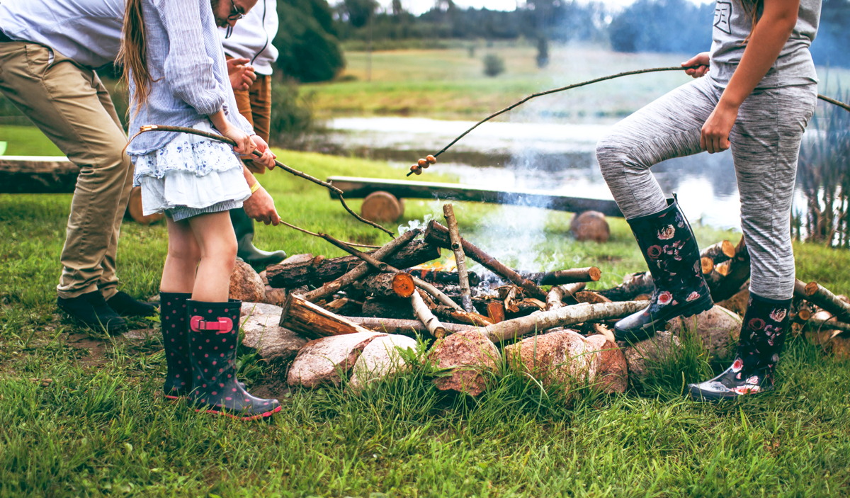 Best Outdoor Adventures for Families – AvalancheOutdoorSupply